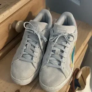 Puma | Shoes | Puma White Suede Athletic Shoes With Rainbow Accents ...